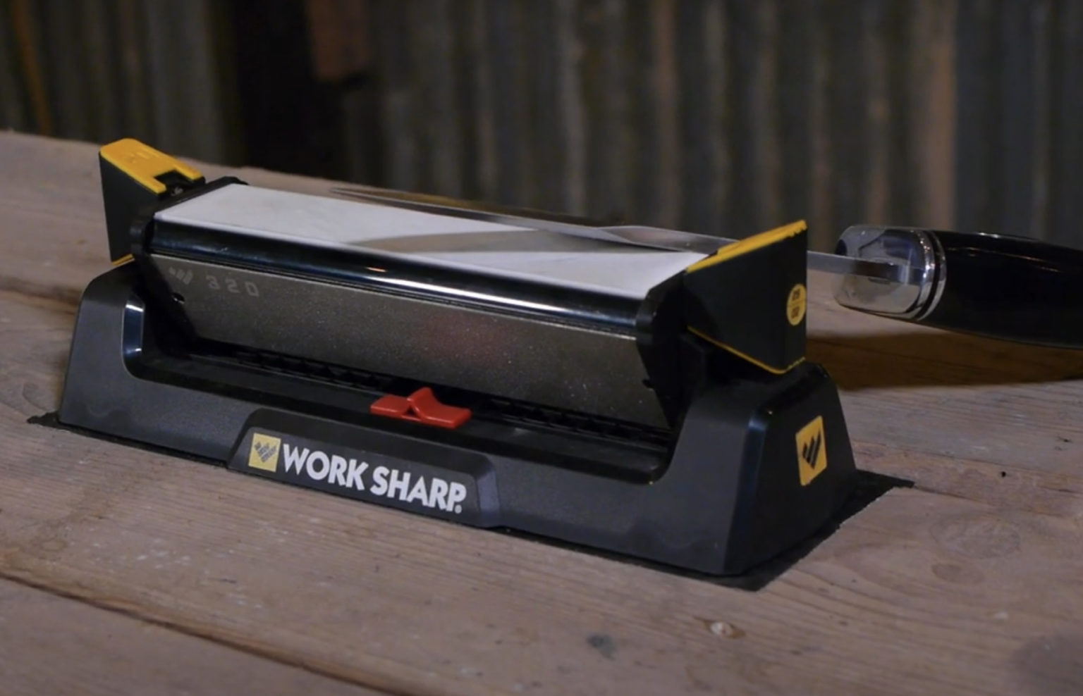 Video review: the Work Sharp Benchstone Knife Sharpener – The Prepared